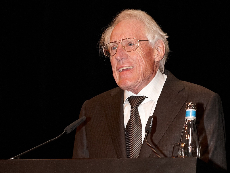 Die Theologische Fakultät trauert um ihren Ehrendoktor Prof. Dr. Dr. h ...