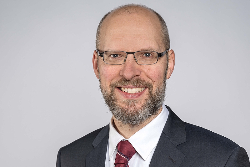 Corona: Prof. Dr. Stefan Boes elected to expert group - University of ...