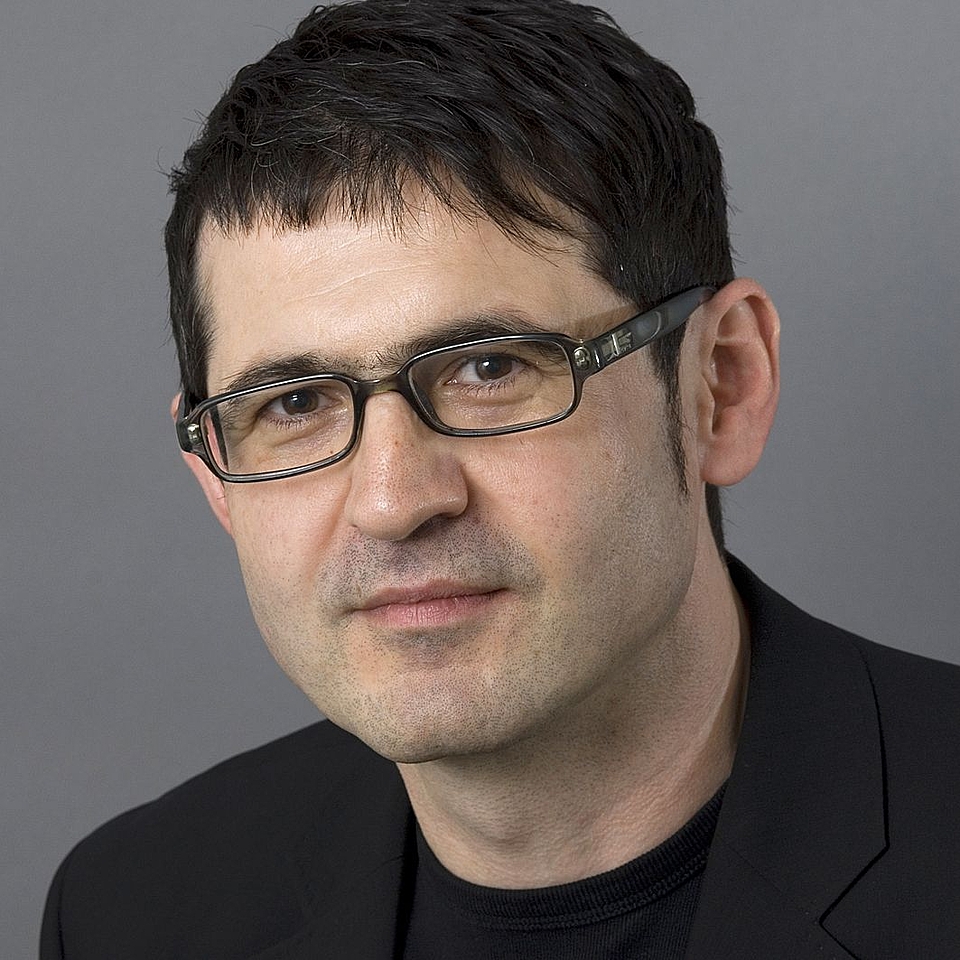 Prof. Dr. Gaetano Romano - Universität Luzern