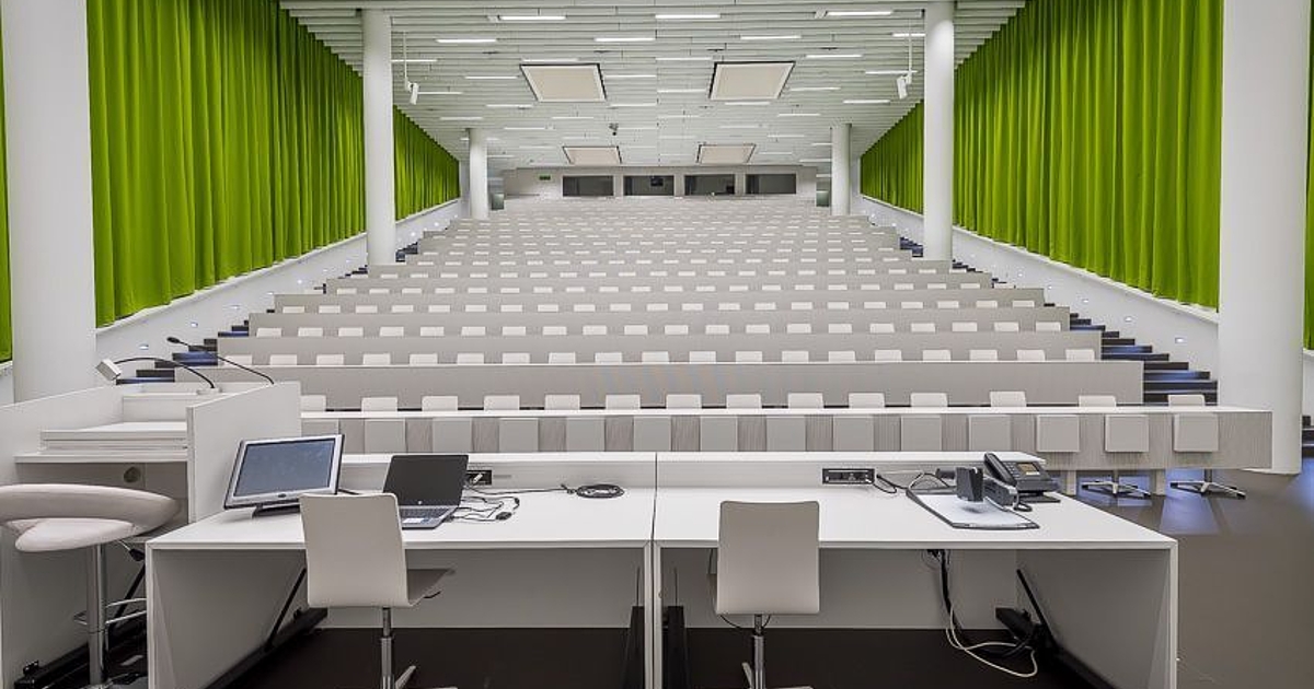 Ganzes Frühjahrssemester und Prüfungen digital - University of Lucerne