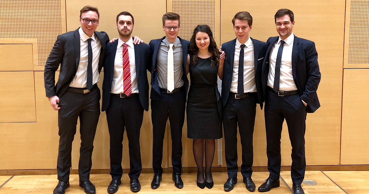 Luzerner Vis-Moot-Team holt zwei Auszeichnungen - University of Lucerne